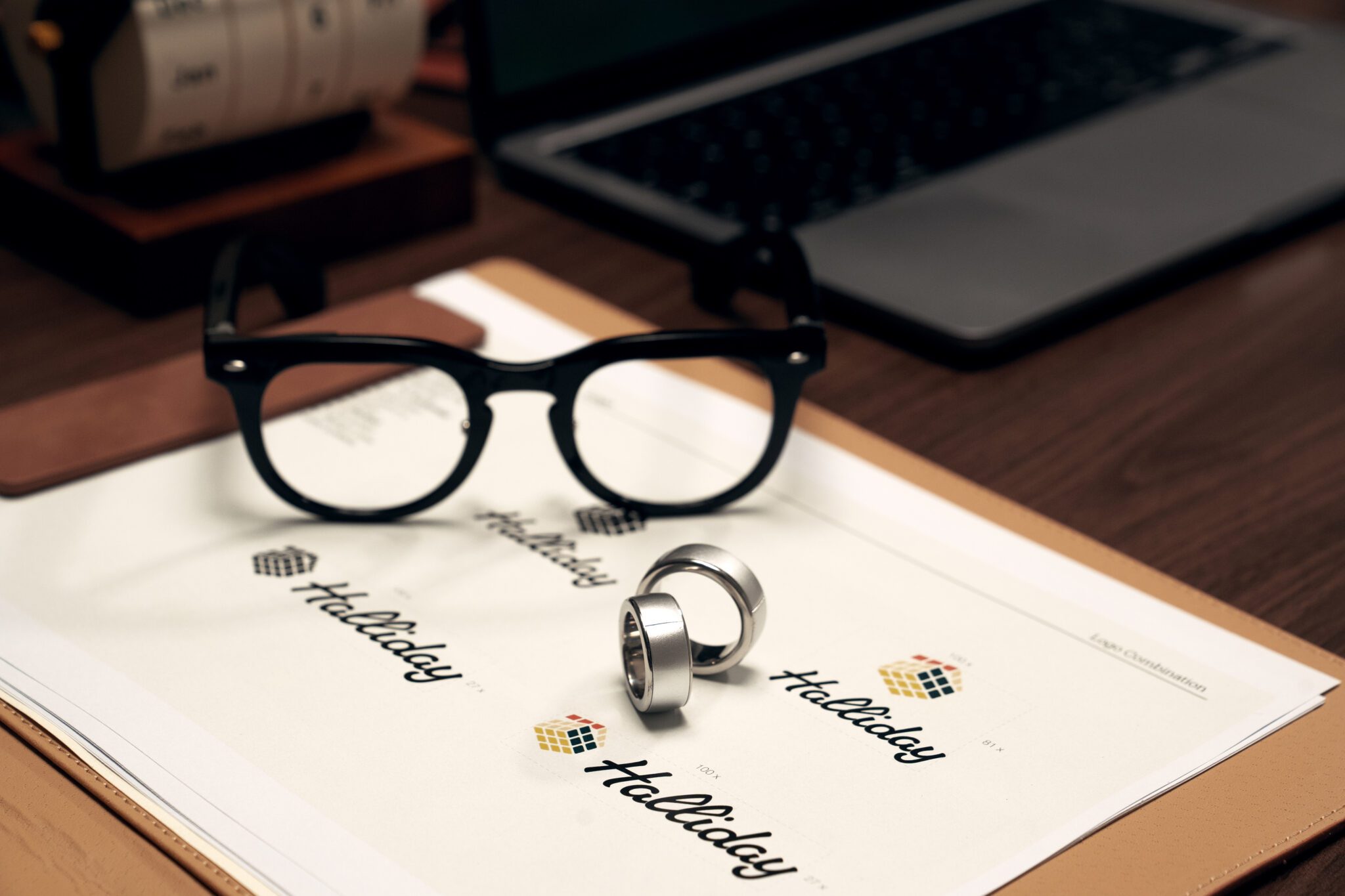 Hidden Superpowers: Discover Halliday #AI Glasses at #CES2025 - New Gizmo
