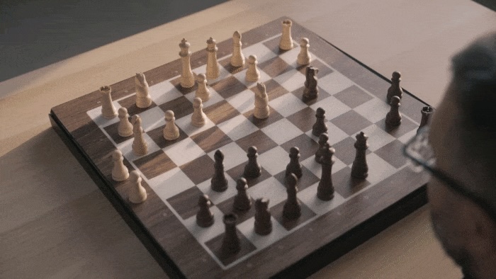 The Smartest Chess Board Ever Built? Meet GoChess - New Gizmo